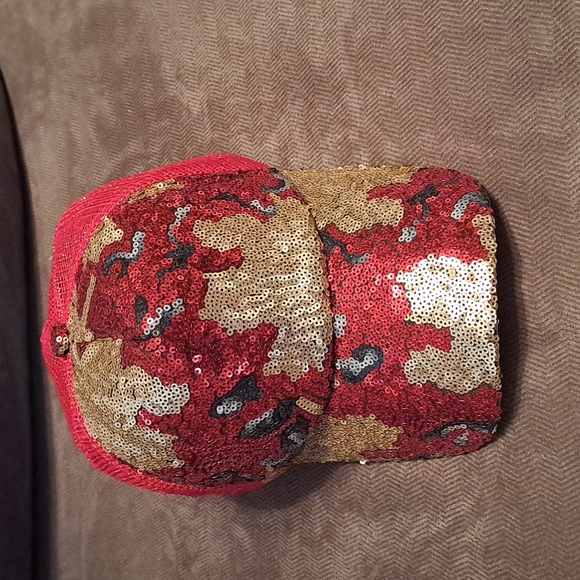 LvYa&MaoYe | Accessories | Red And Gold Sequin Cap Abstract Camo Design ...